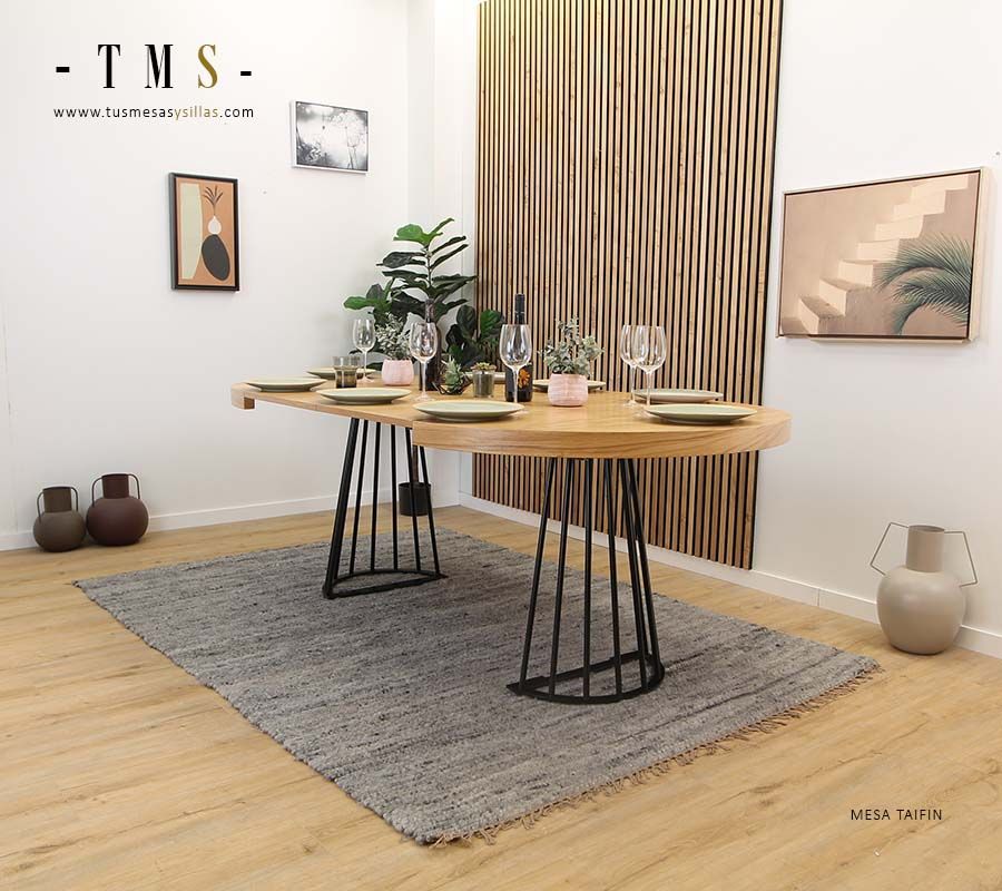 Tables rondes avec pied central en métal et extensibles jusqu'à 3 mètres