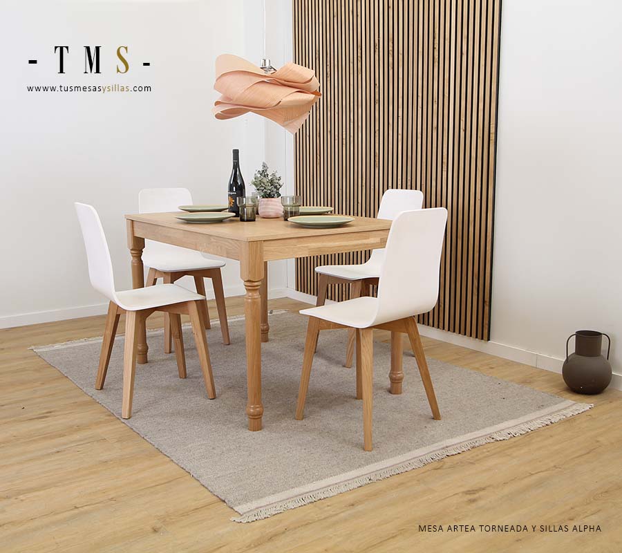 Mesa vintage madera maciza torneada